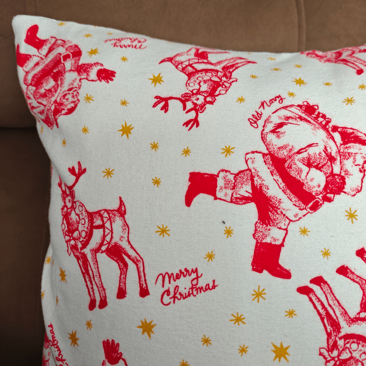 Cranberry Christmas Print Cushion Cover – Coral Slub